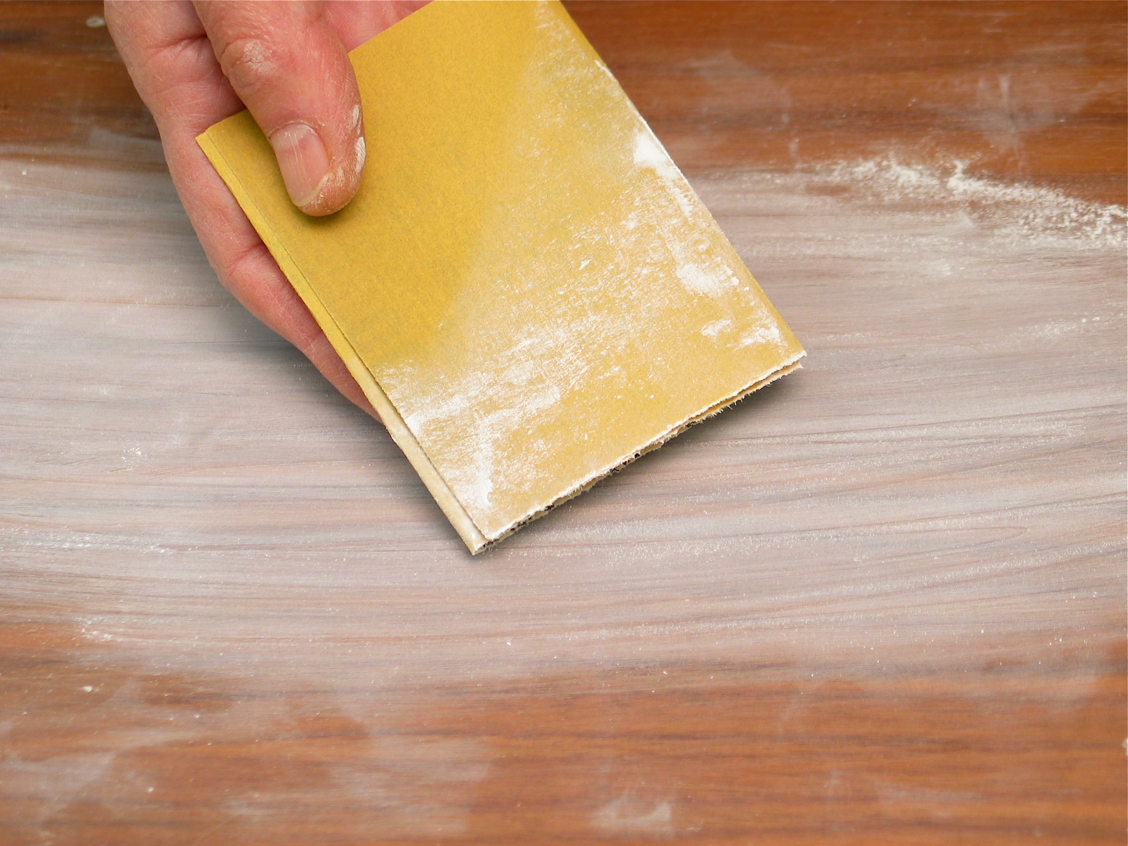 Is it necessary to apply a lacquer sanding sealer over a coat of ...