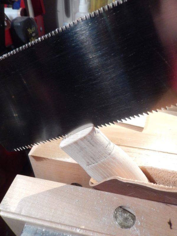 Hanging and Wedging a Wooden Handle – Part 2 | Popular Woodworking