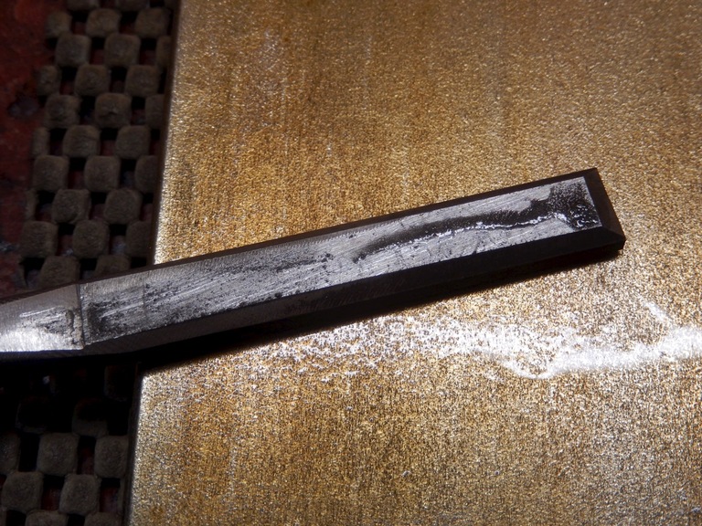 Rehabilitating a Broken Chisel | Popular Woodworking