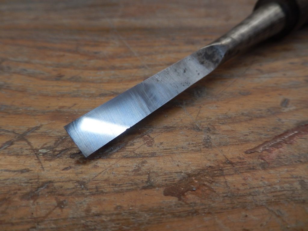Rehabilitating a Broken Chisel | Popular Woodworking