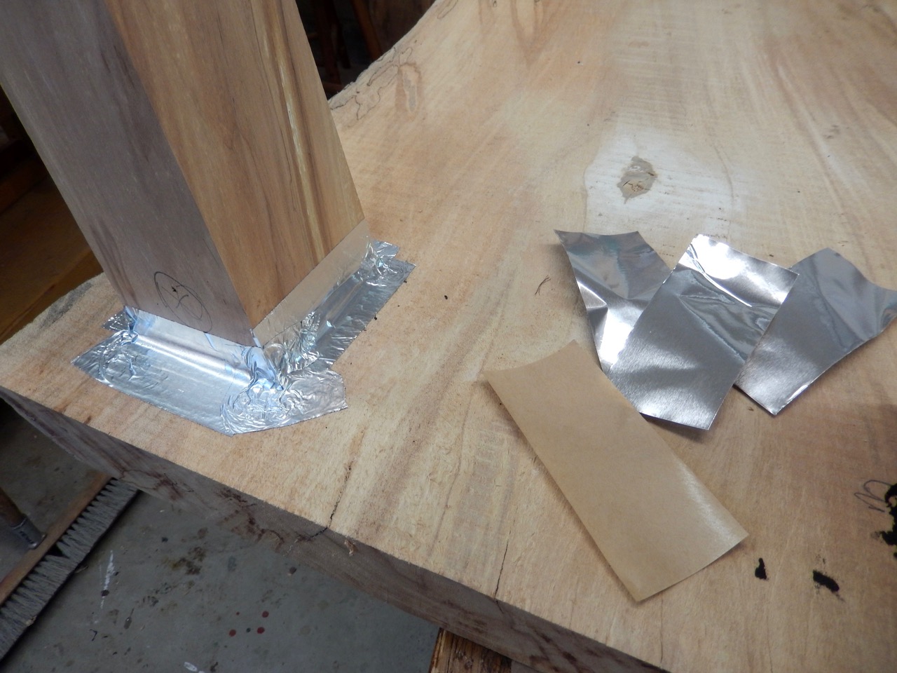 Lisa’s Slab Desk, Part 2 | Popular Woodworking