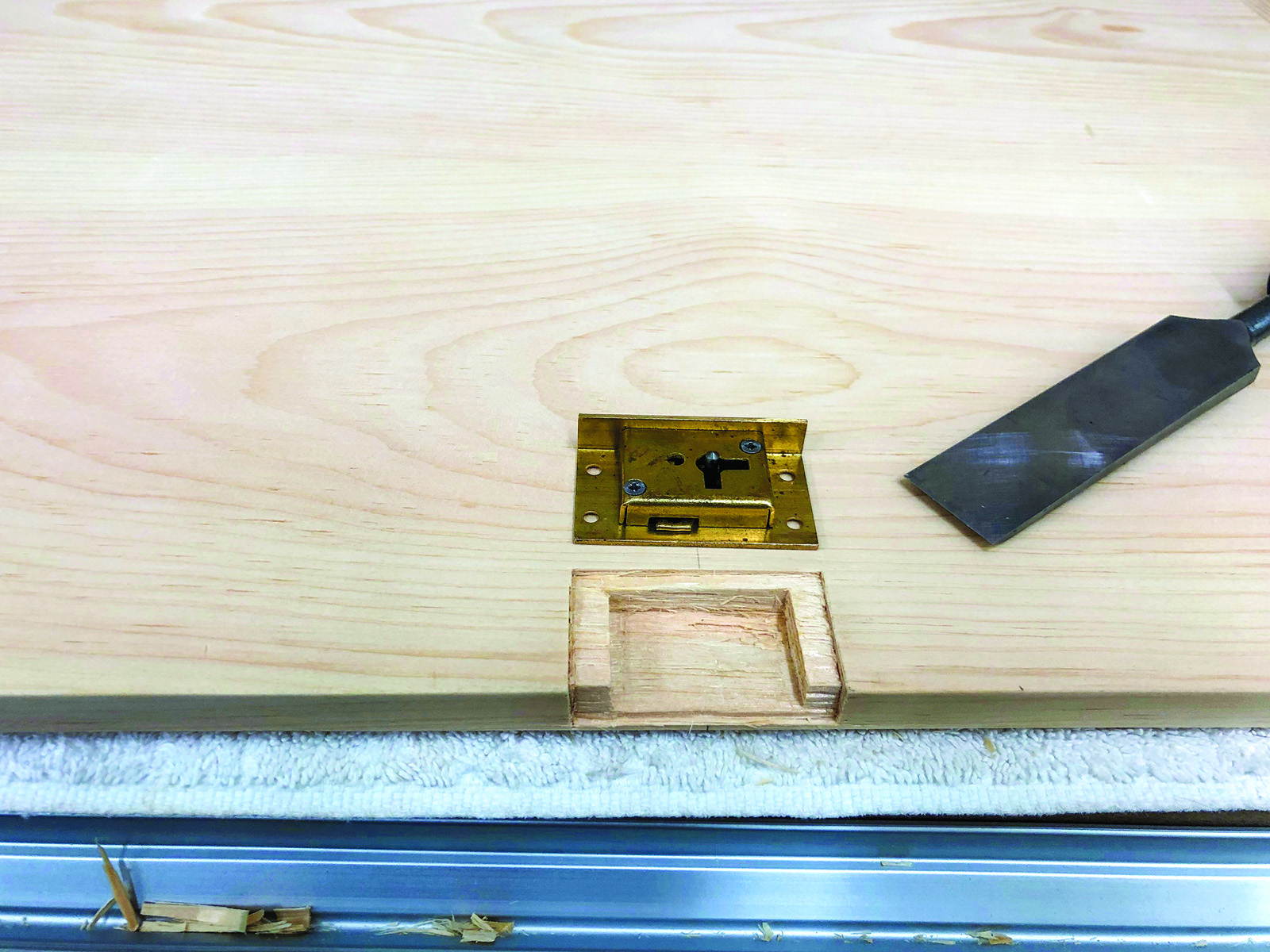 Authentic Sloyd Tool Cabinet | Popular Woodworking