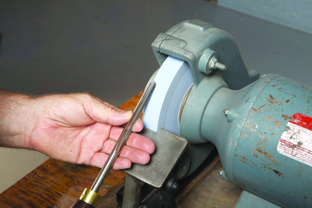 The Detail/Spindle Gouge | Popular Woodworking