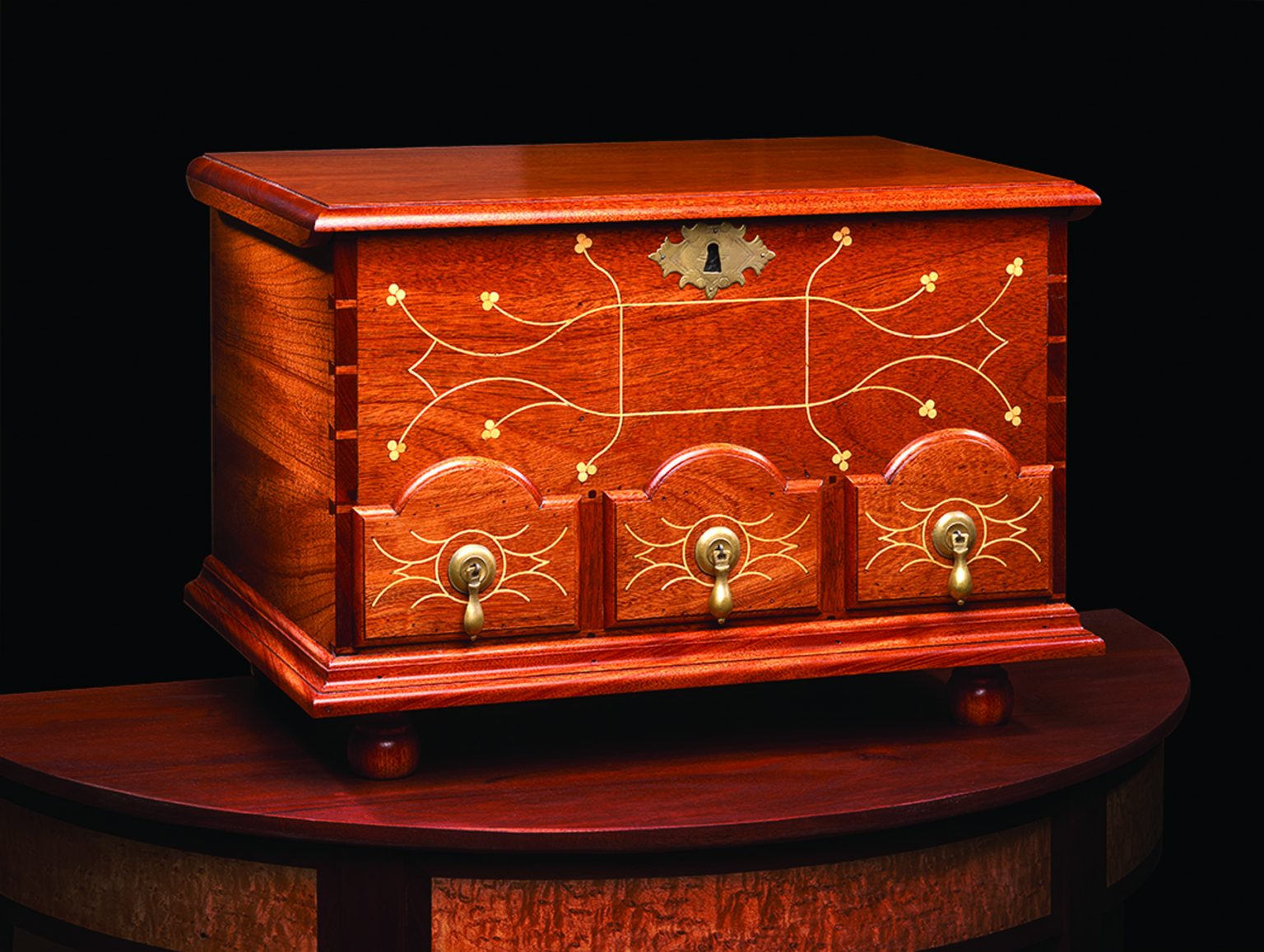 Hannah’s Inlaid Chest | Popular Woodworking