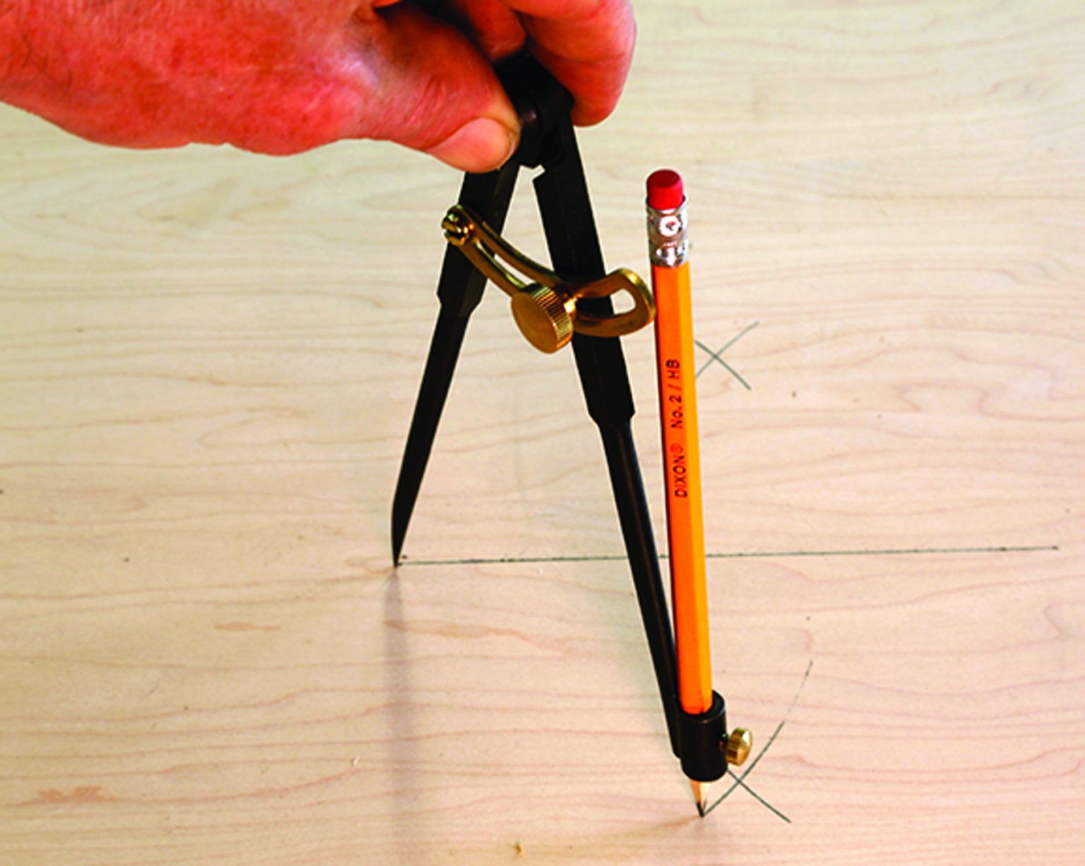 Use A Compass For Layout | Popular Woodworking