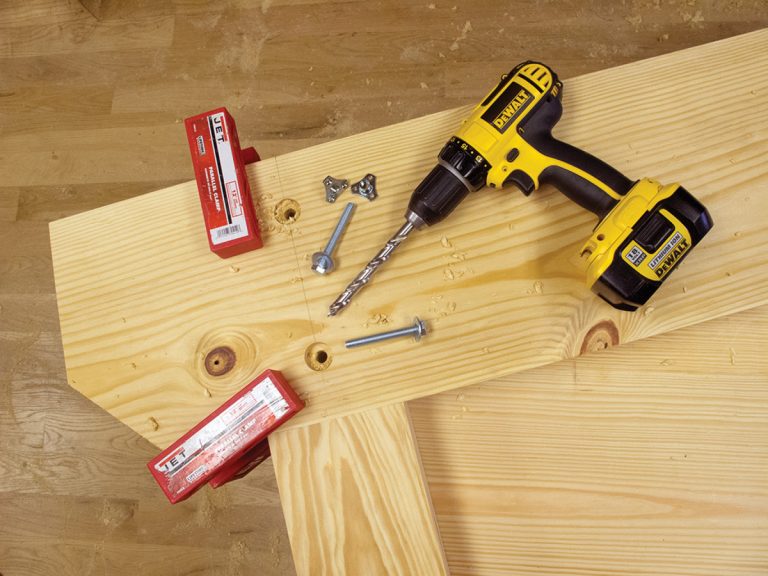 Knockdown English Workbench | Popular Woodworking