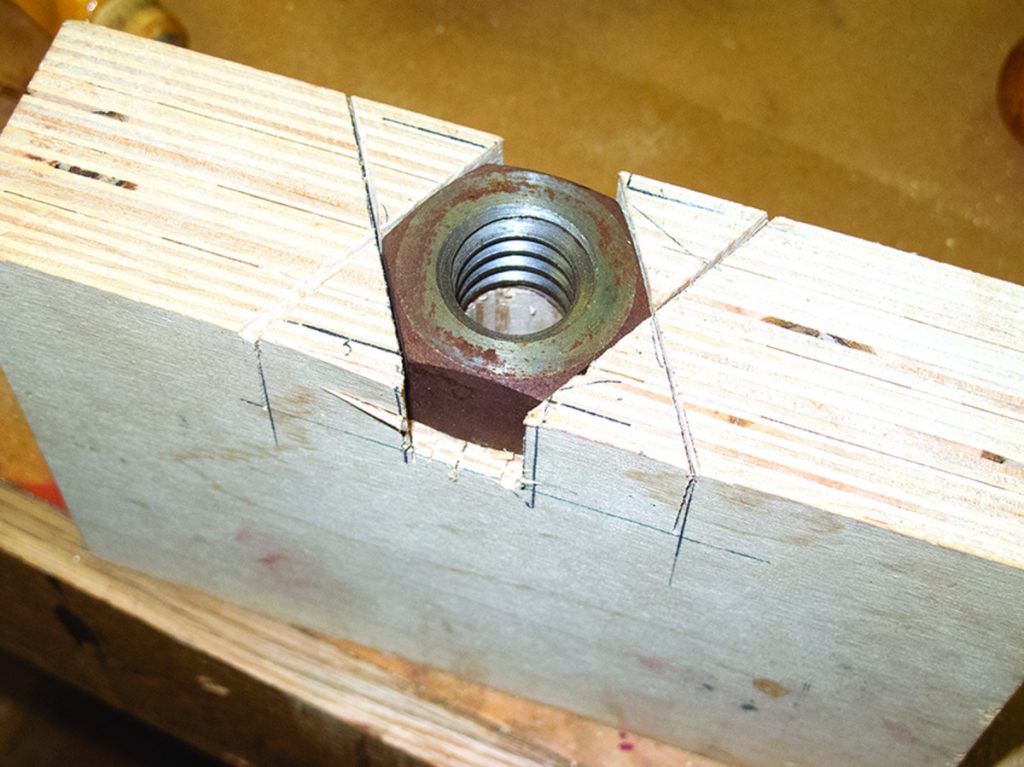 Shop-made Tail Vise | Popular Woodworking