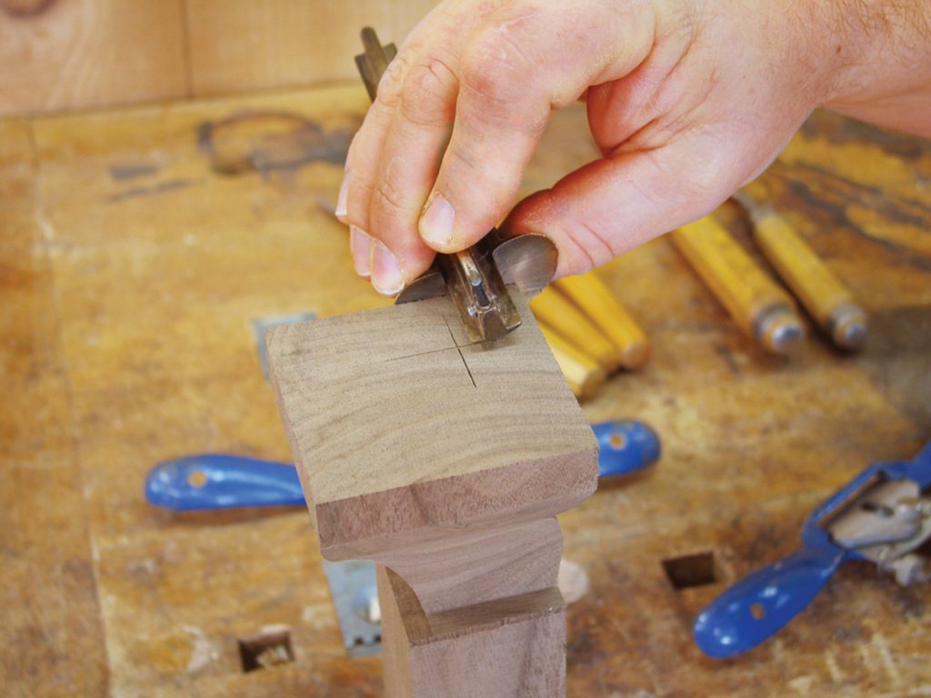 Carving Spanish Feet | Popular Woodworking