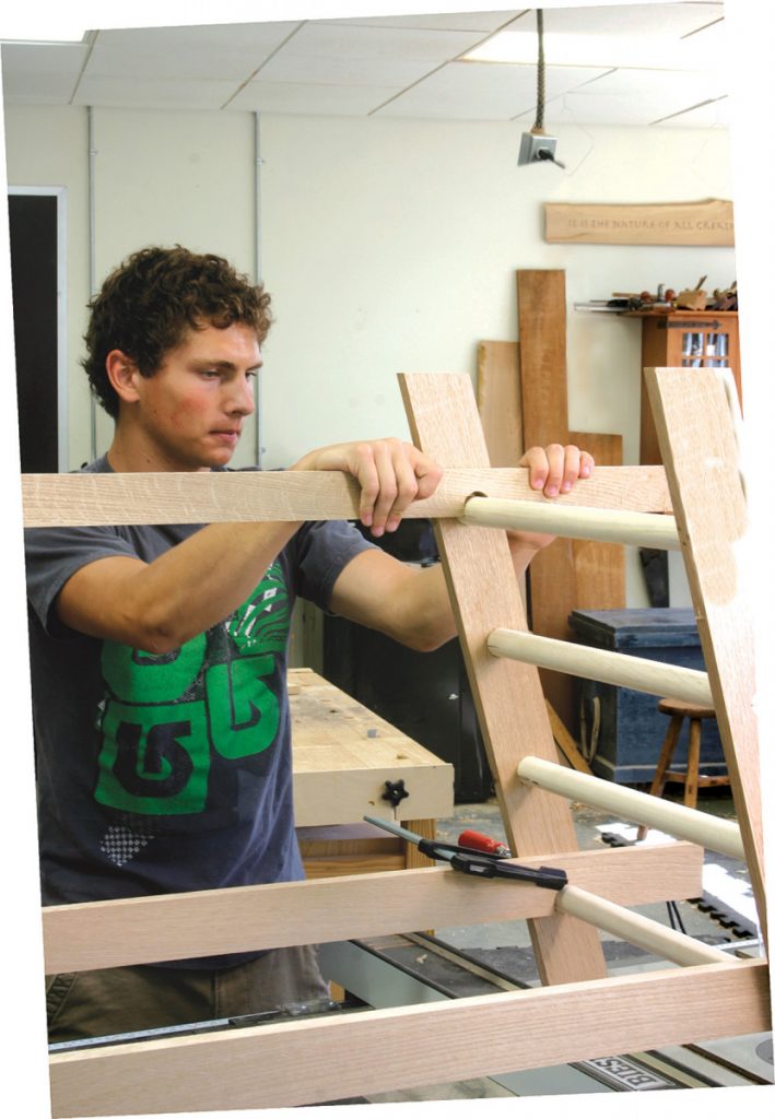 Knockdown Computer Desk | Popular Woodworking