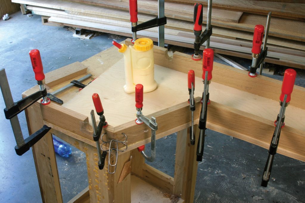 Knockdown Computer Desk | Popular Woodworking