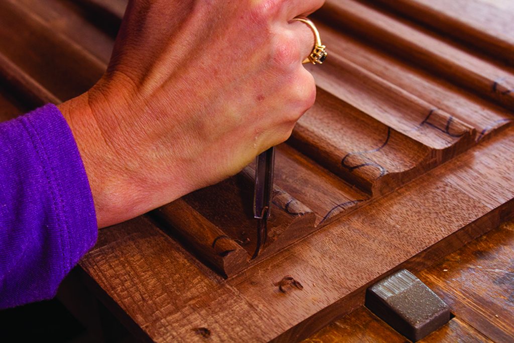 Carve a Classic Linenfold Panel | Popular Woodworking