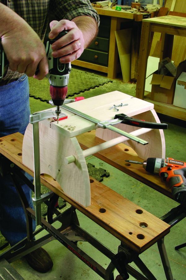 Step Stool | Popular Woodworking