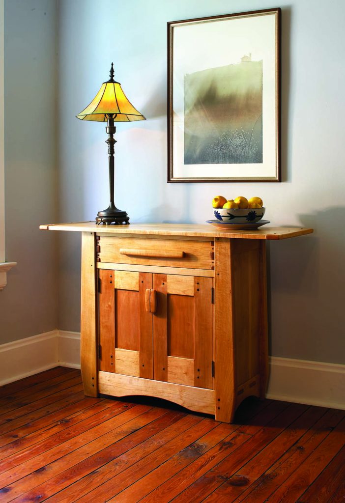 Arts & Crafts Buffet | Popular Woodworking