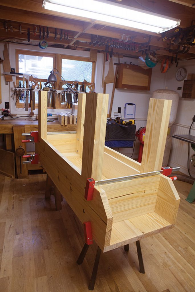 Knockdown English Workbench | Popular Woodworking