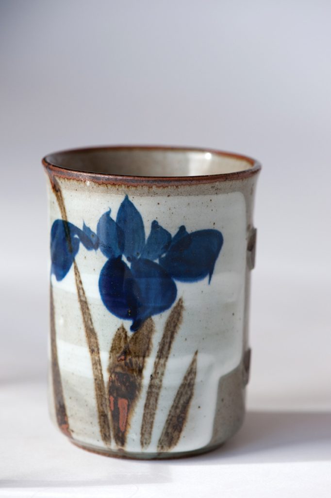 A Teacup & 8 Dinner Plates | Popular Woodworking