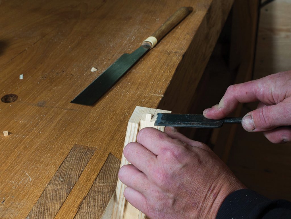 Kumiko Lamp | Popular Woodworking