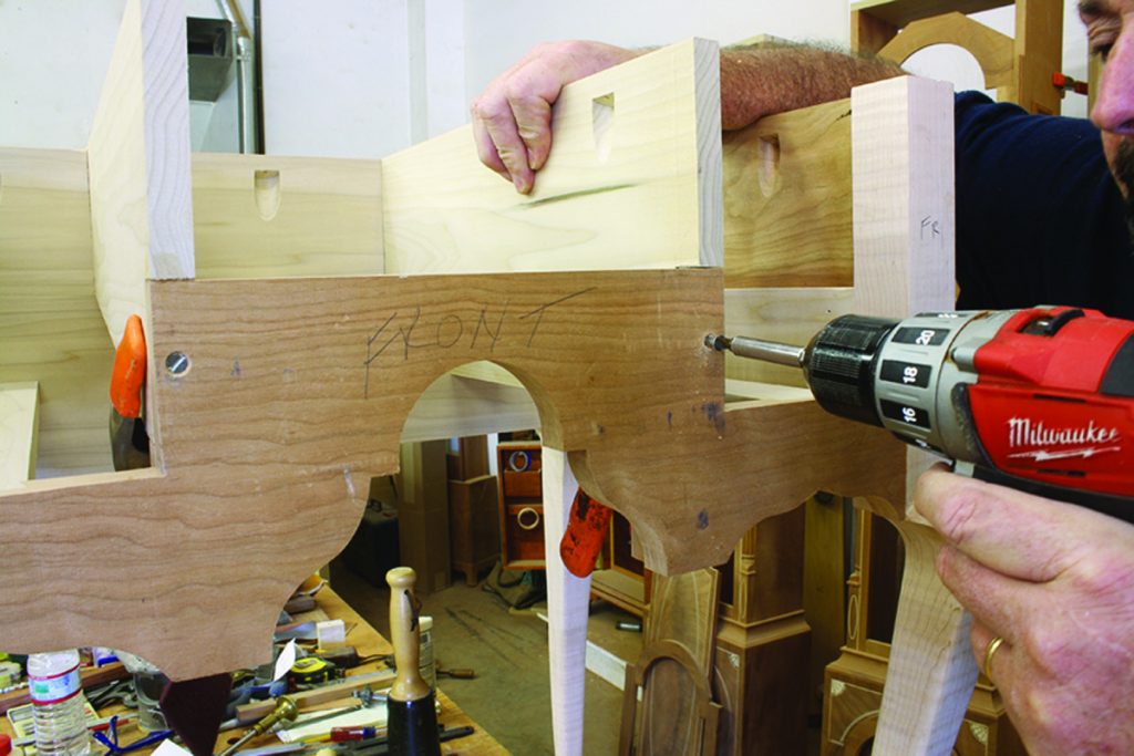 Connecticut Lowboy | Popular Woodworking