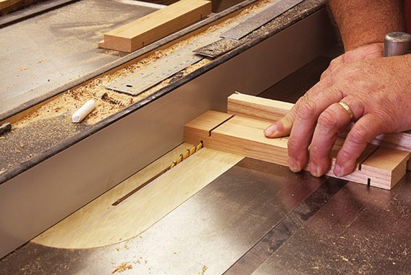 Not so Ordinary Router Cabinet | Popular Woodworking