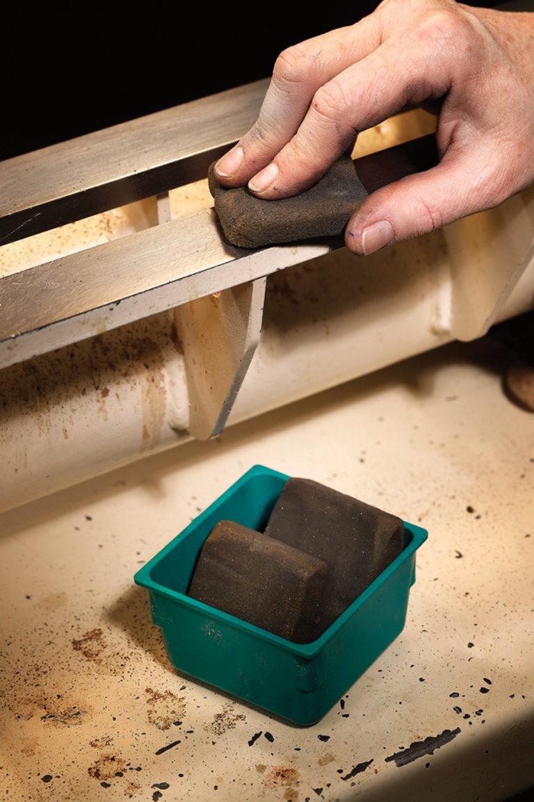 Lathe Maintenance 101 | Popular Woodworking