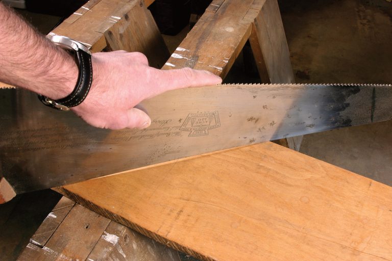 Almost-Forgotten Handsaw Tricks | Popular Woodworking