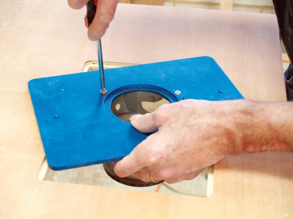 Simple Router Table | Popular Woodworking