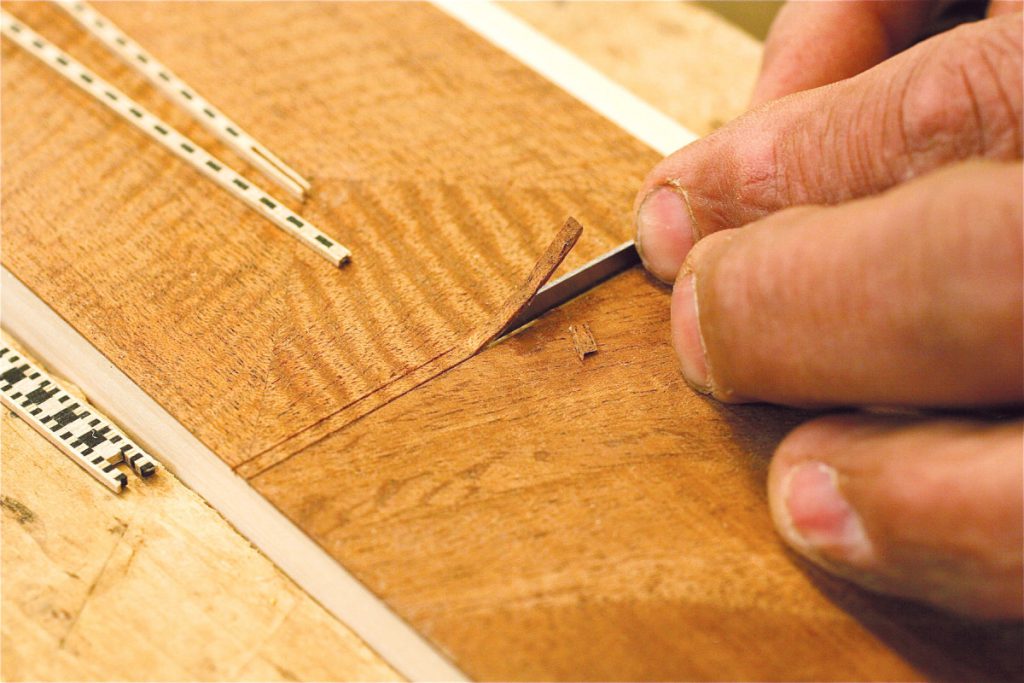Veneering the Curve | Popular Woodworking