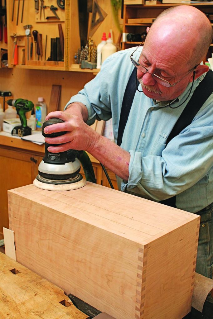 A Craftsman’s Tool Chest | Popular Woodworking