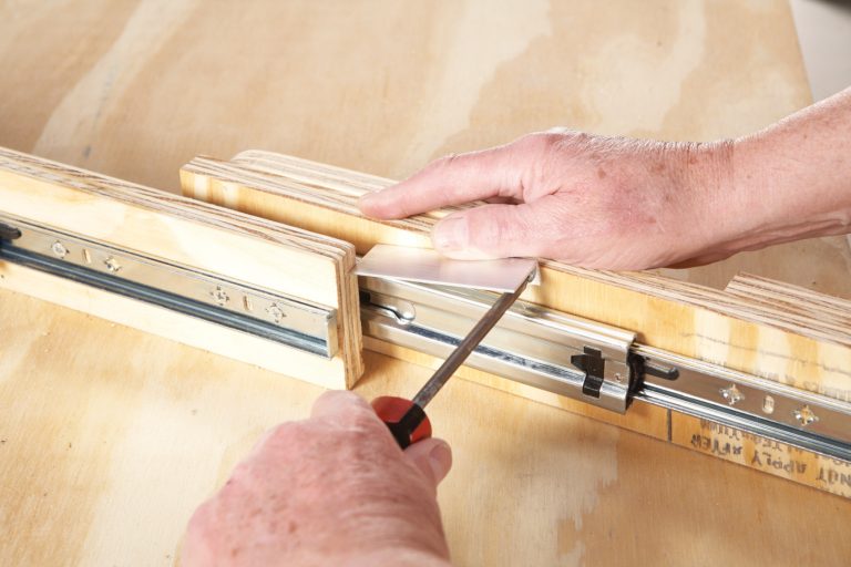 Power Tool-Friendly Bench | Popular Woodworking