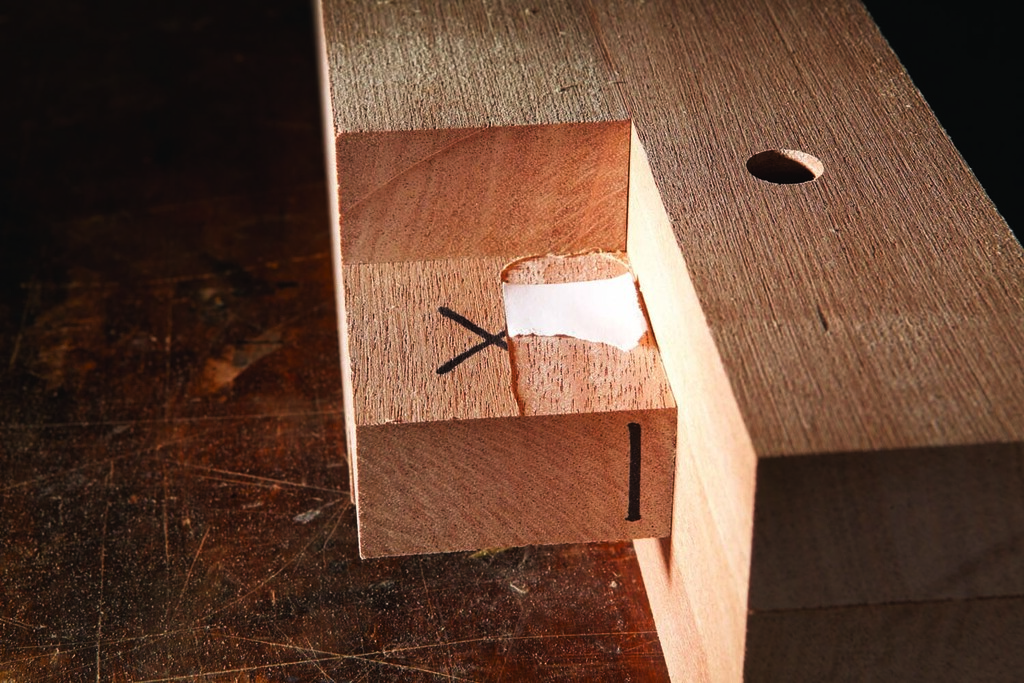 Finger-Joint Table | Popular Woodworking