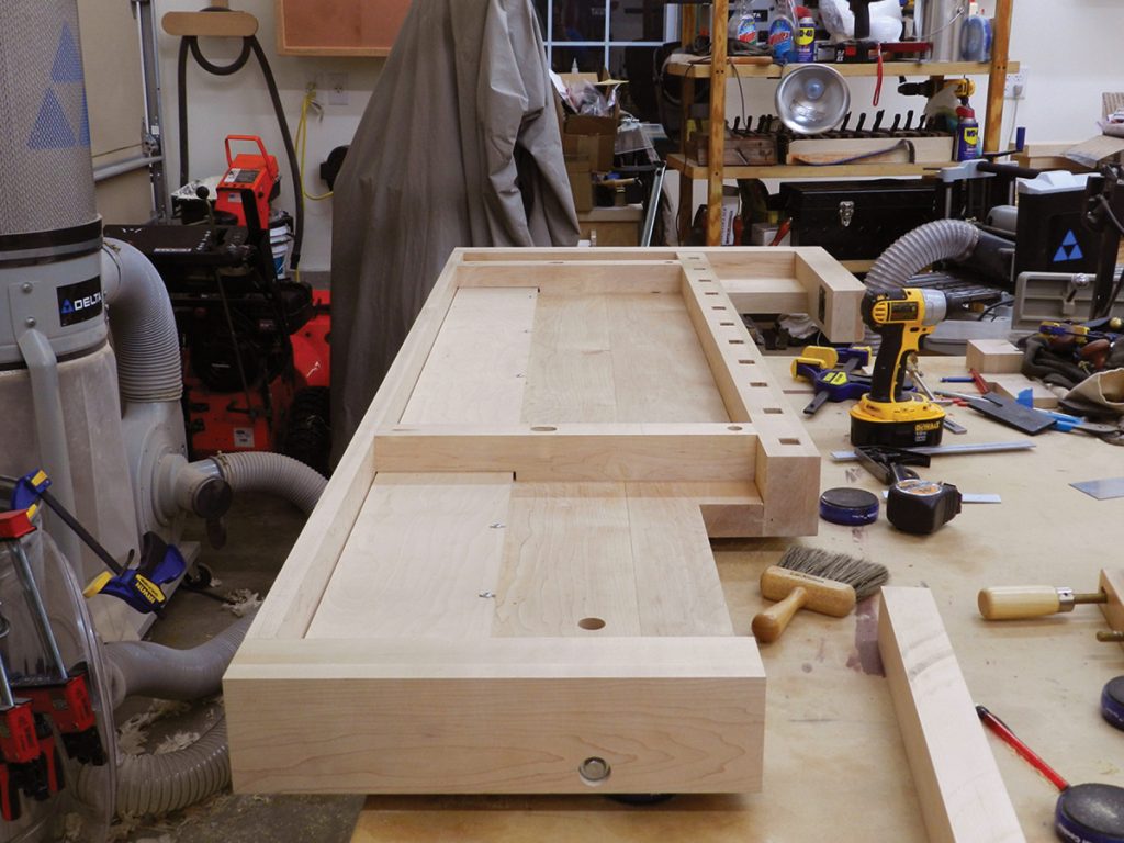 Scandinavian Workbench | Popular Woodworking