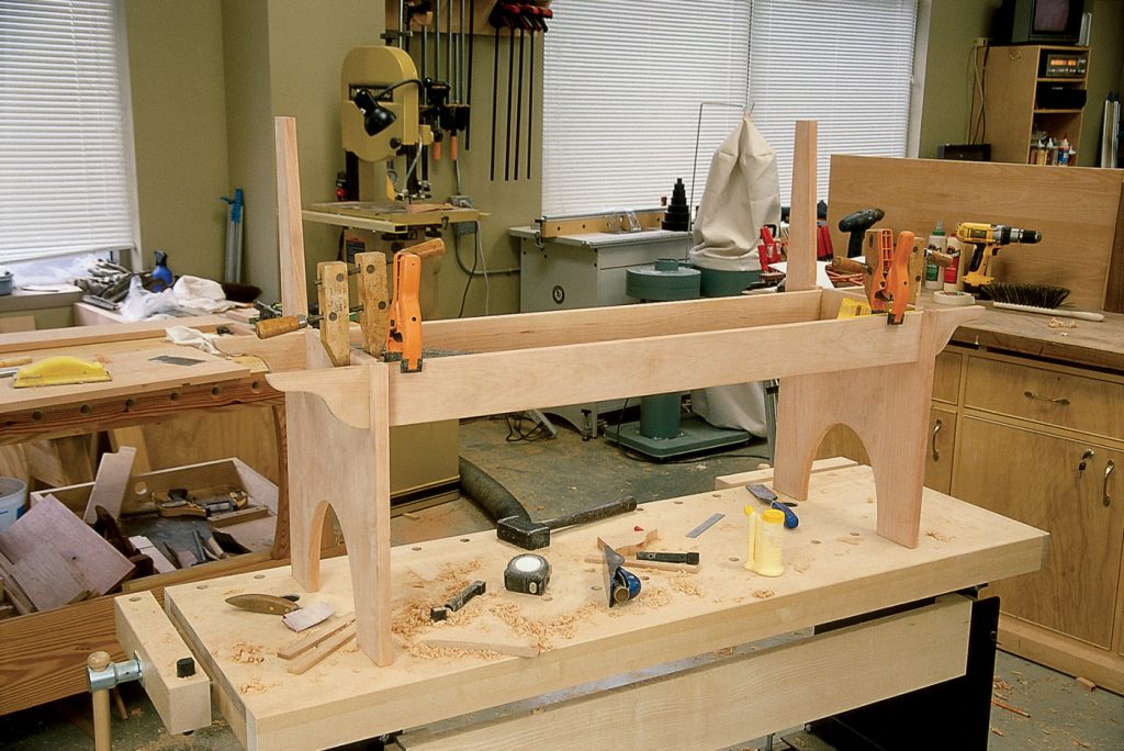 Shaker-Inspired Bench | Popular Woodworking