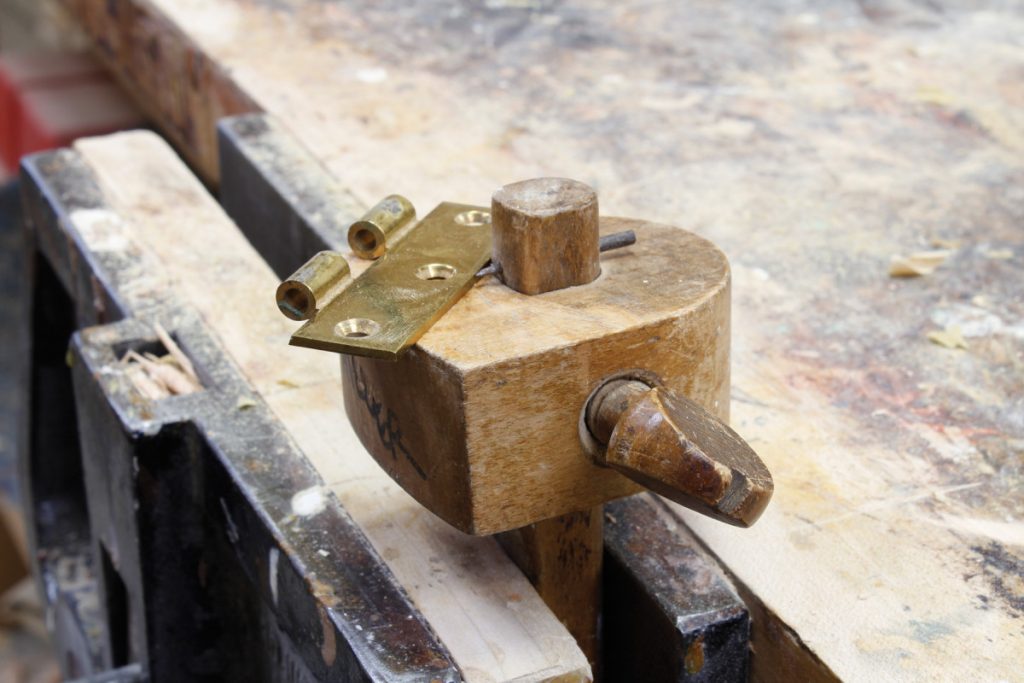 Installing 8 Common Hinges | Popular Woodworking