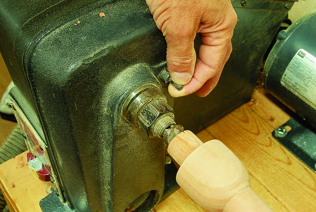 Shaker Tripod Table | Popular Woodworking