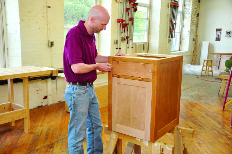 How to Install a Cabinet Drawer | Popular Woodworking
