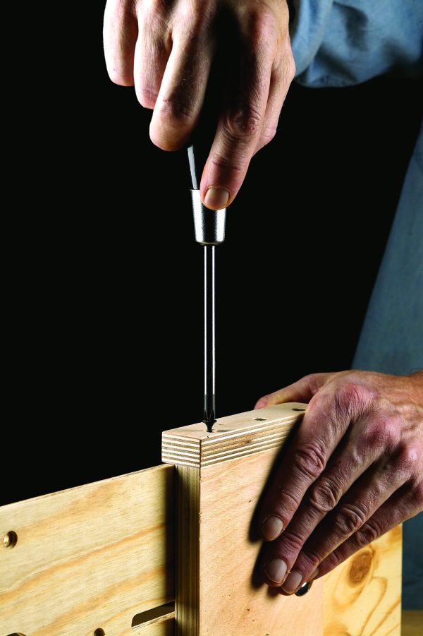 What’s The Difference Between Screws? | Popular Woodworking