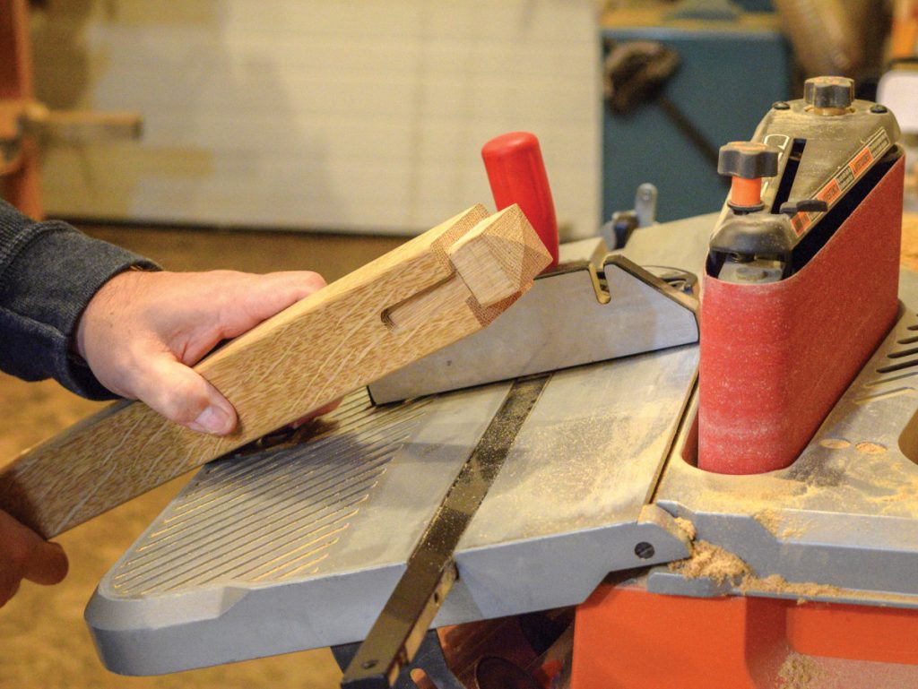 Limbert Side Chair | Popular Woodworking