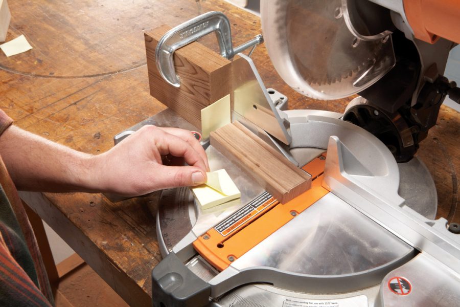 Sawing with Sticky Notes | Popular Woodworking