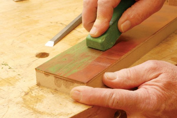 Make a Strop for Sharpening | Popular Woodworking