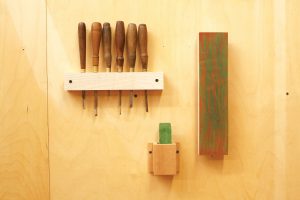 Make a Strop for Sharpening | Popular Woodworking