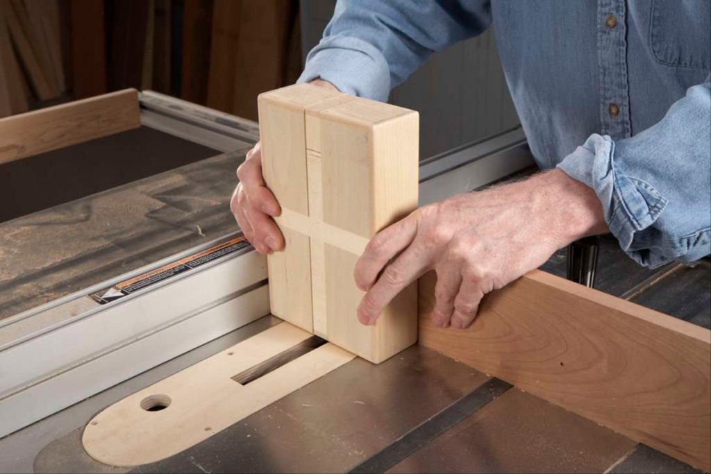 The Bow Box | Popular Woodworking