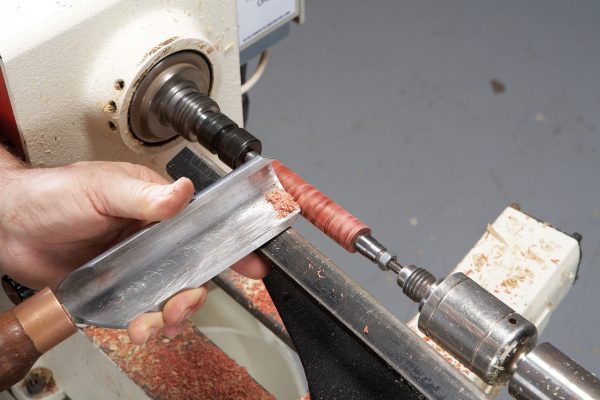 The Spindle Roughing Gouge | Popular Woodworking