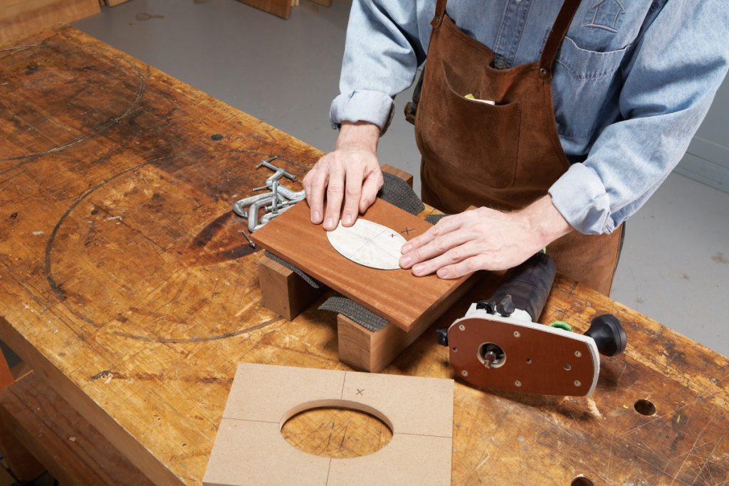 Routing for Oval Inlay | Popular Woodworking