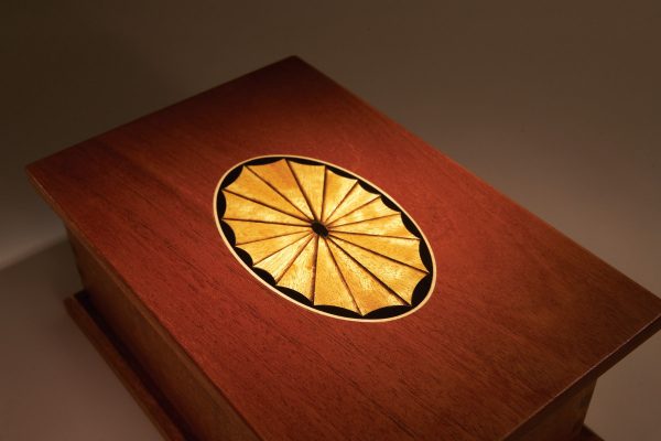 Routing for Oval Inlay | Popular Woodworking