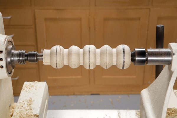 Rolling Cuts with a Skew Chisel | Popular Woodworking