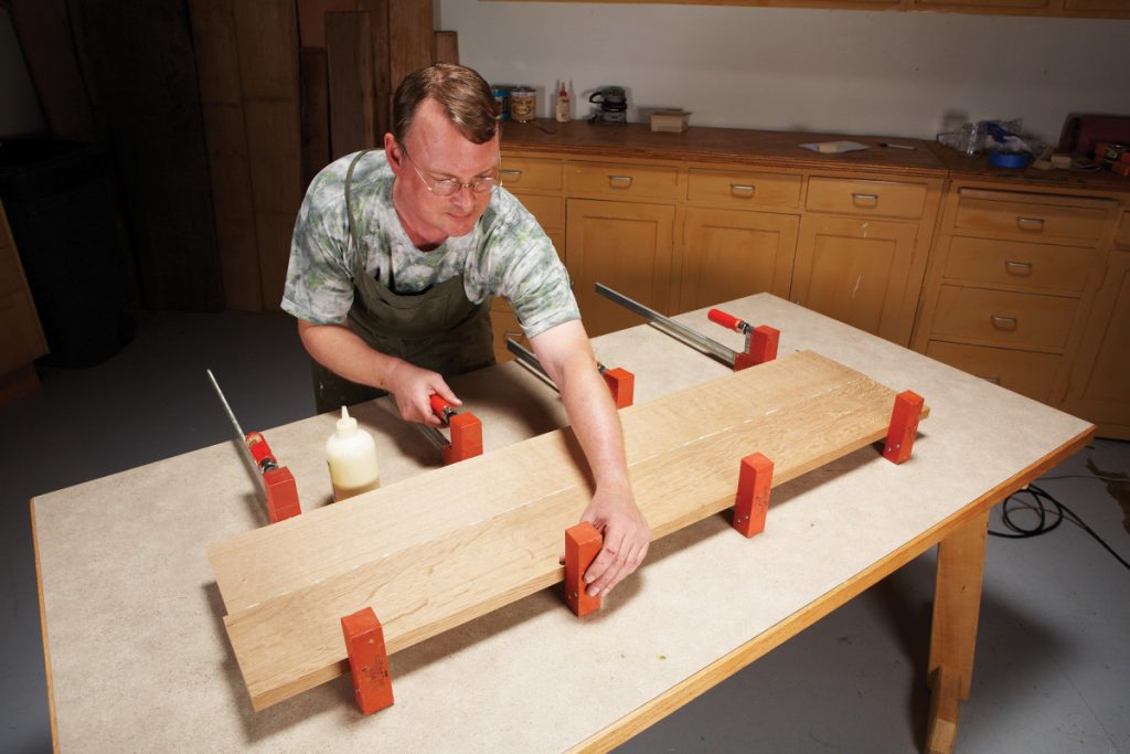 Restore a Round Oak Table | Popular Woodworking