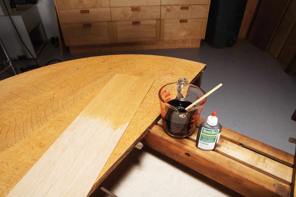 Restore a Round Oak Table | Popular Woodworking