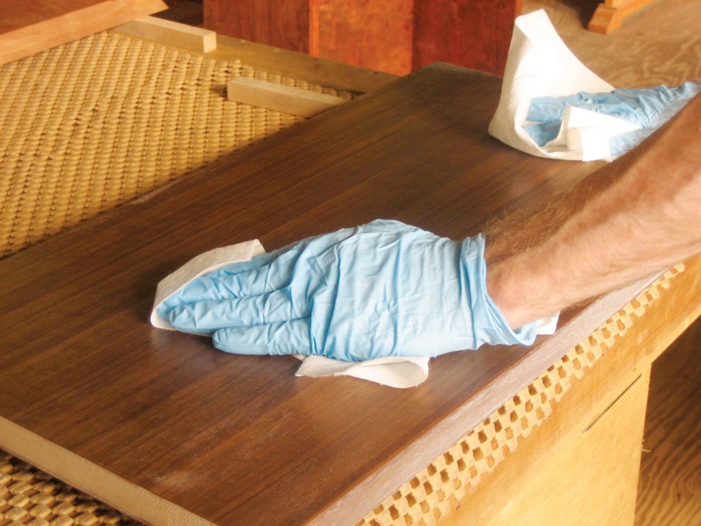 A Fabulous Brush-On / Wipe-On Finish | Popular Woodworking