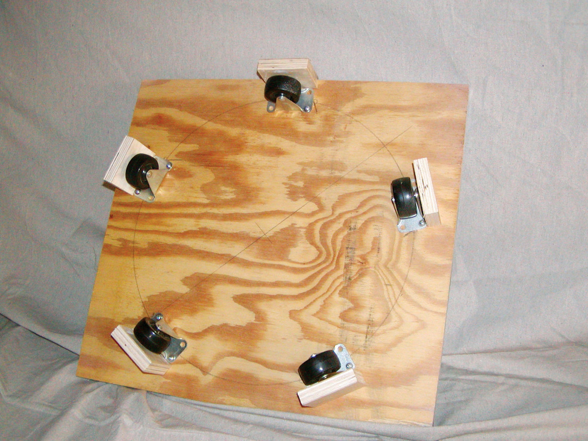 Finishing Turntable | Popular Woodworking