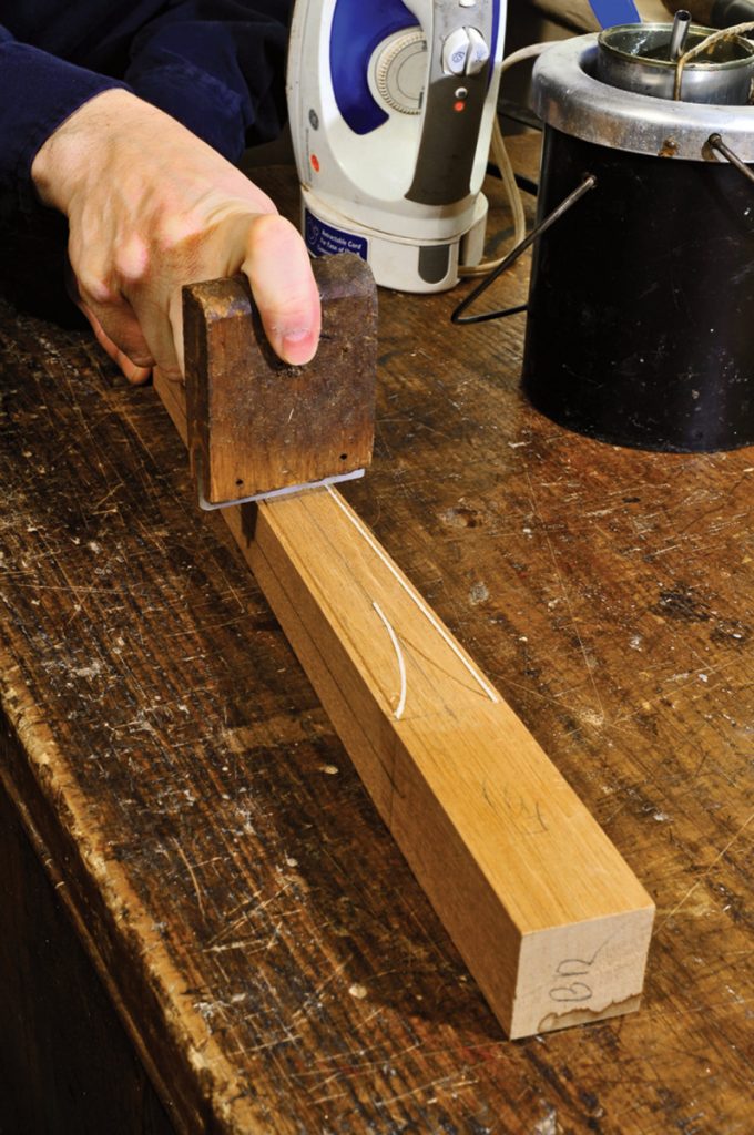 Federal-style Inlay Bellflowers & Stringing | Popular Woodworking