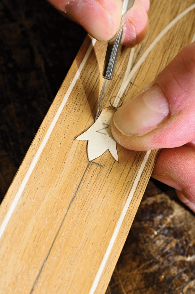 Federal-style Inlay Bellflowers & Stringing | Popular Woodworking